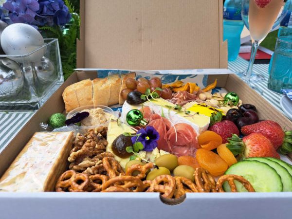 Secret Garden Picnic | The Last Word Constantia Picnic